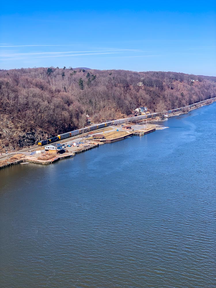 How to Walk Across the Hudson River with Your Family | At Home with Tech